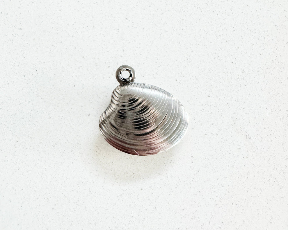 Shell Charm – We Love Charms & Co
